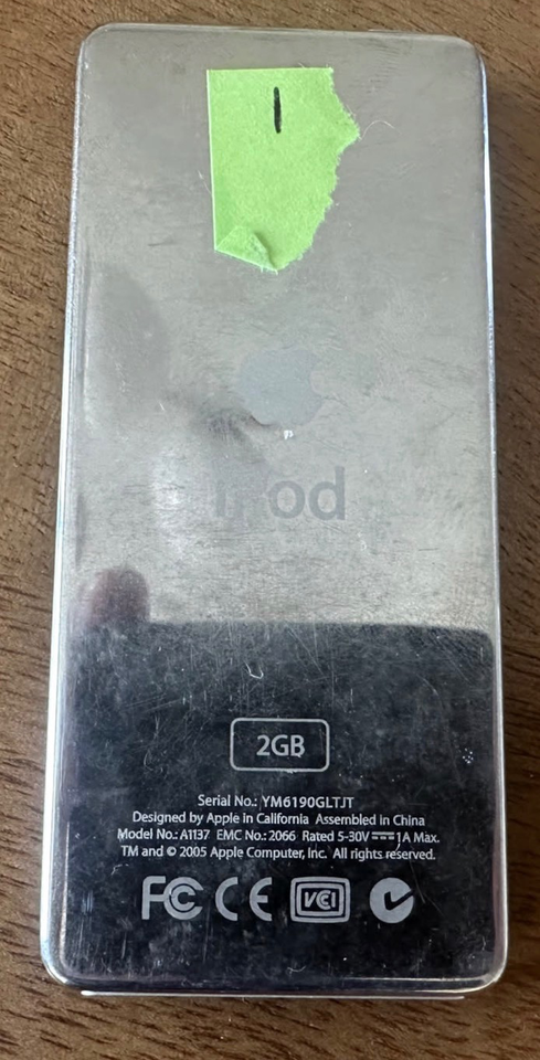 Apple iPod Nano 1st Gen 2GB Model A1137 Black | eBay