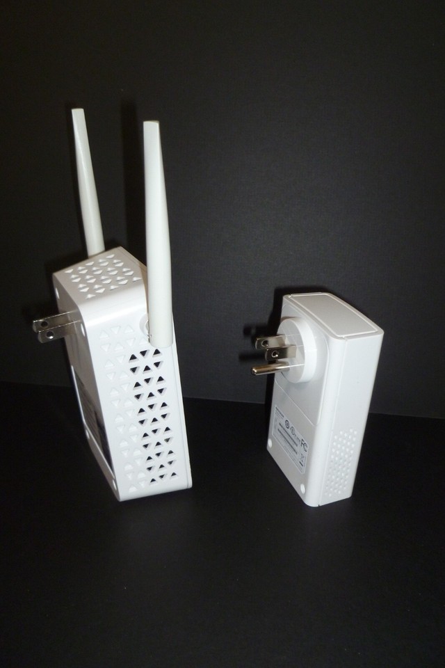 NETGEAR PowerLINE 1000 Mbps WiFi, 802.11ac, 1 Gigabit Port - Essentials ...