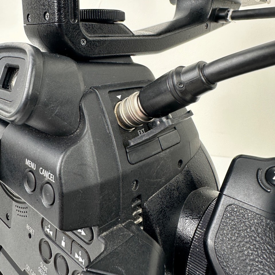 Canon C100 Mark 1 921hrs Working Condition | eBay