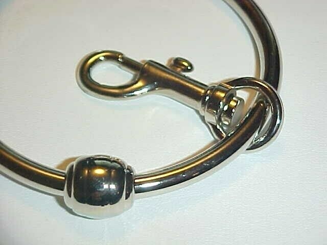 GENUINE "THE DISNEY STORE" SNAP CLASP TRIGGER BELT CLIP ON LARGE SILVER ...