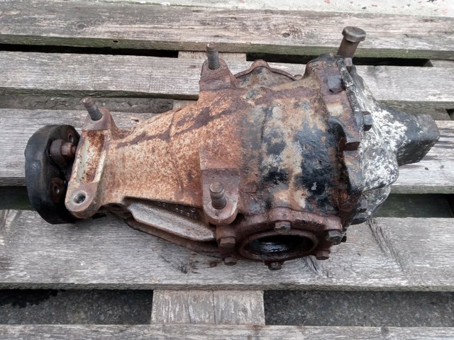 2444 Mercedes-Benz W123 280e Rear Differential Ratio 3.58 1153511301 ...