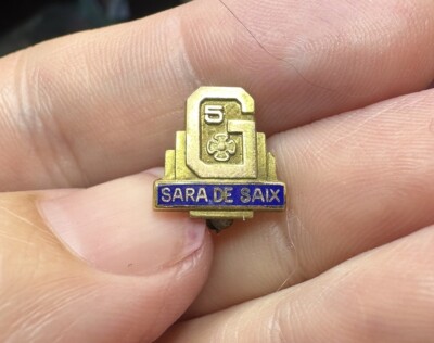 Vintage SARA DE SAIX Service Pin Pattern Company Sewing Machine Lapel ...