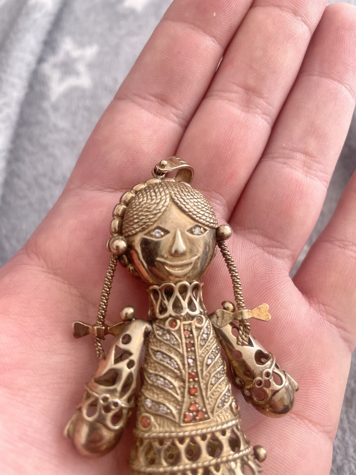 LARGE STERLING SILVER GILT RAG DOLL PENDANT 38 GRAM 8… - Gem