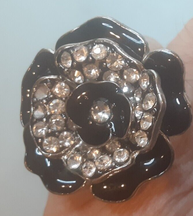 Big Bold Silver Tone Rhinestone Bling Bubble Unique Cocktail Ring flex ...