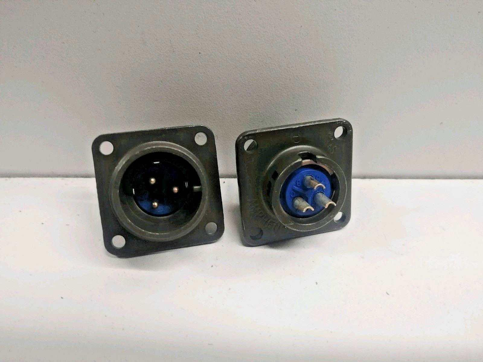 LOT OF (2) NEW OLD STOCK! AMPHENOL 3-PIN CIRCULAR RECEPTACLES 97 ...