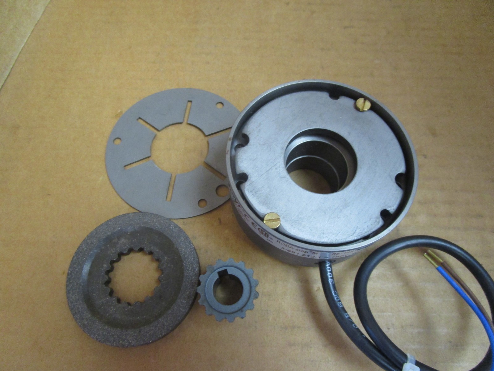 Mayr ROBA-stop-M Brake 3/891.212.1S 38912121S 180V 22W R8114818 New | eBay