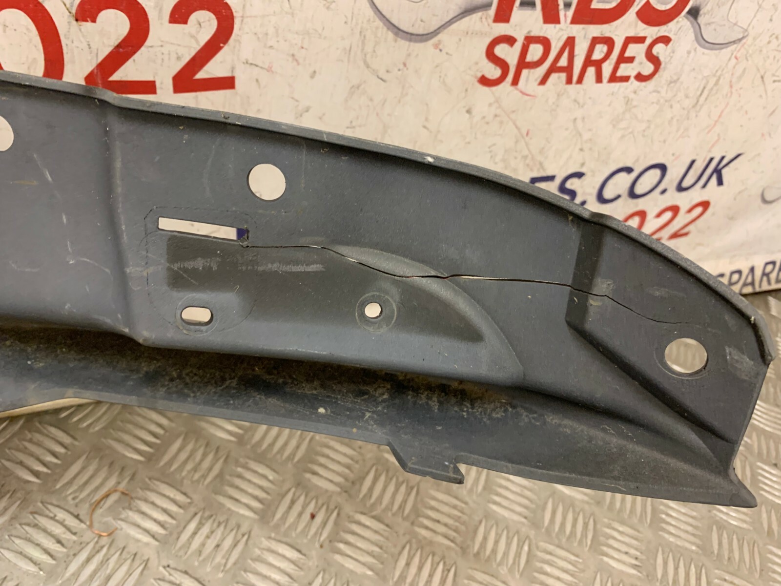 ASTON MARTIN DB11 REAR BUMPER DIFFUSER 2017-ON PART NO. HY53-17E955 | eBay