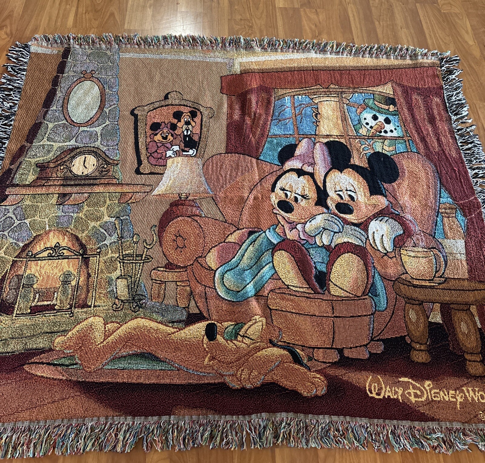 Disney World Mickey Mouse Minnie Pluto Snowman Tapestry Throw Blanket ...