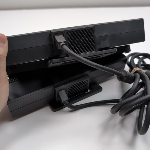 Lot of 2 Microsoft Kinect Sensor for Xbox One Model 1520 For Parts ...