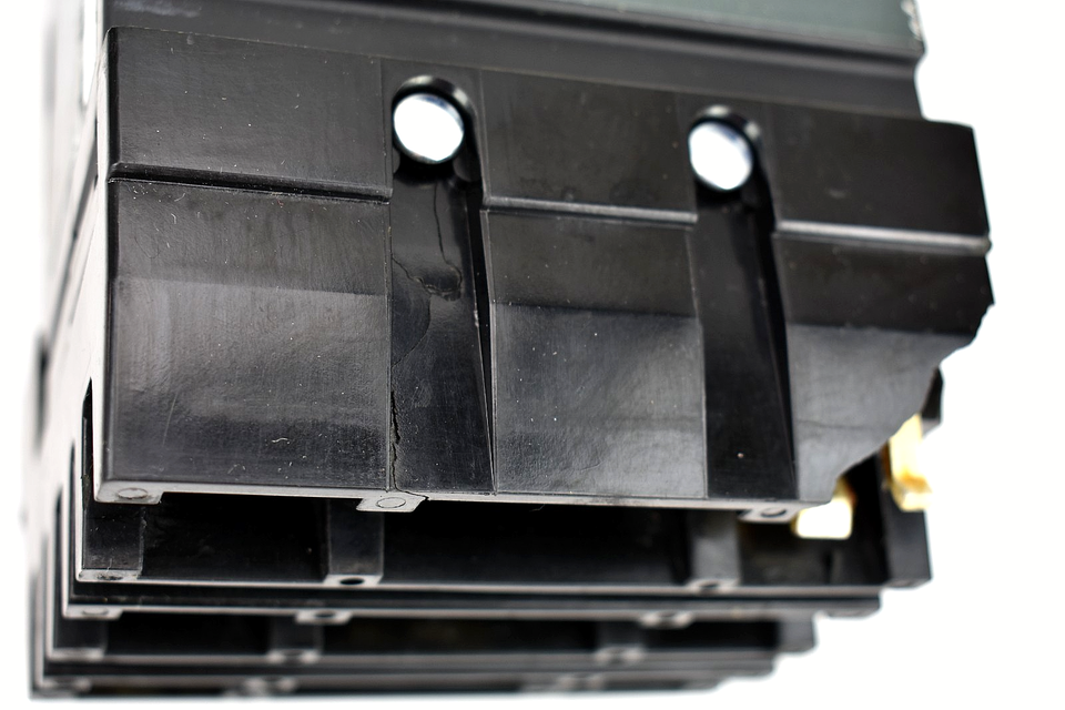 NEW Square D FA36100 3-Pole 600v 100A I-Line Circuit Breaker - NEW ...