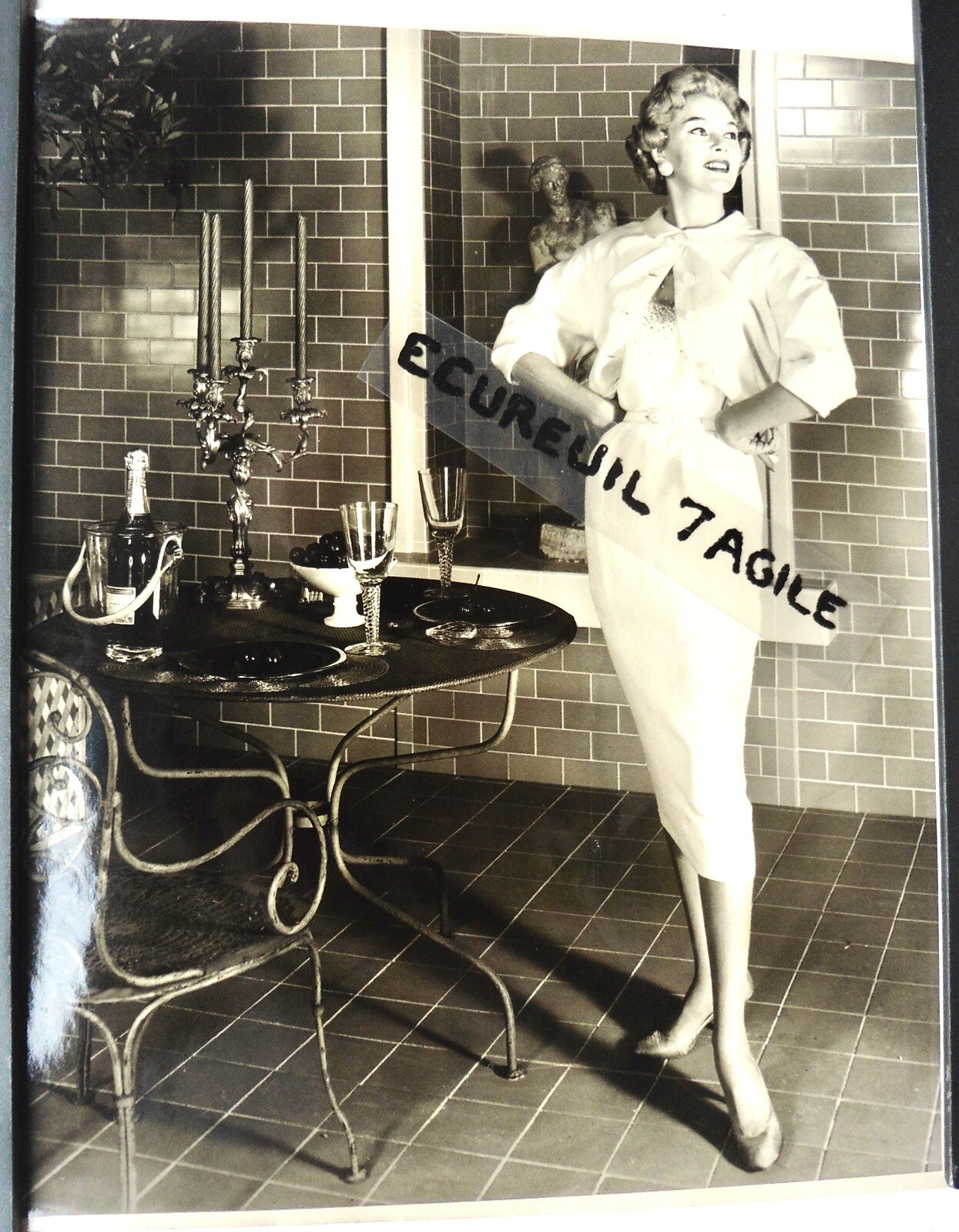 PHOTO HOWARD GREER MODE mannequin ensemble robe petite veste blanche ...