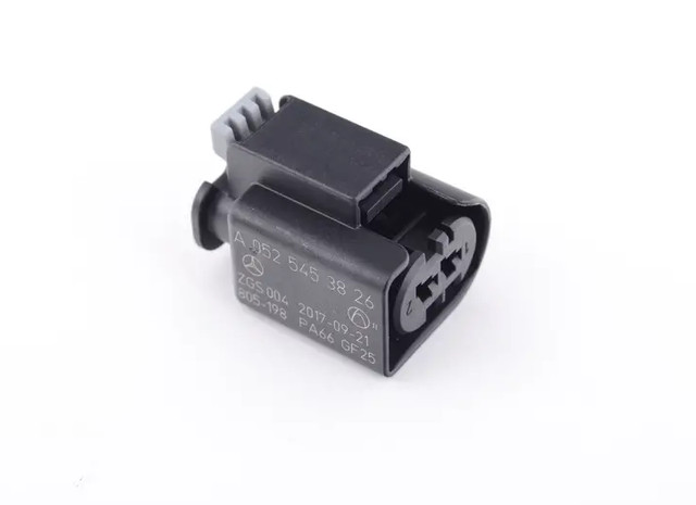 2014 Mercedes-Benz CLS 550 W218 Plug Socket OEM A0525453826 for sale ...
