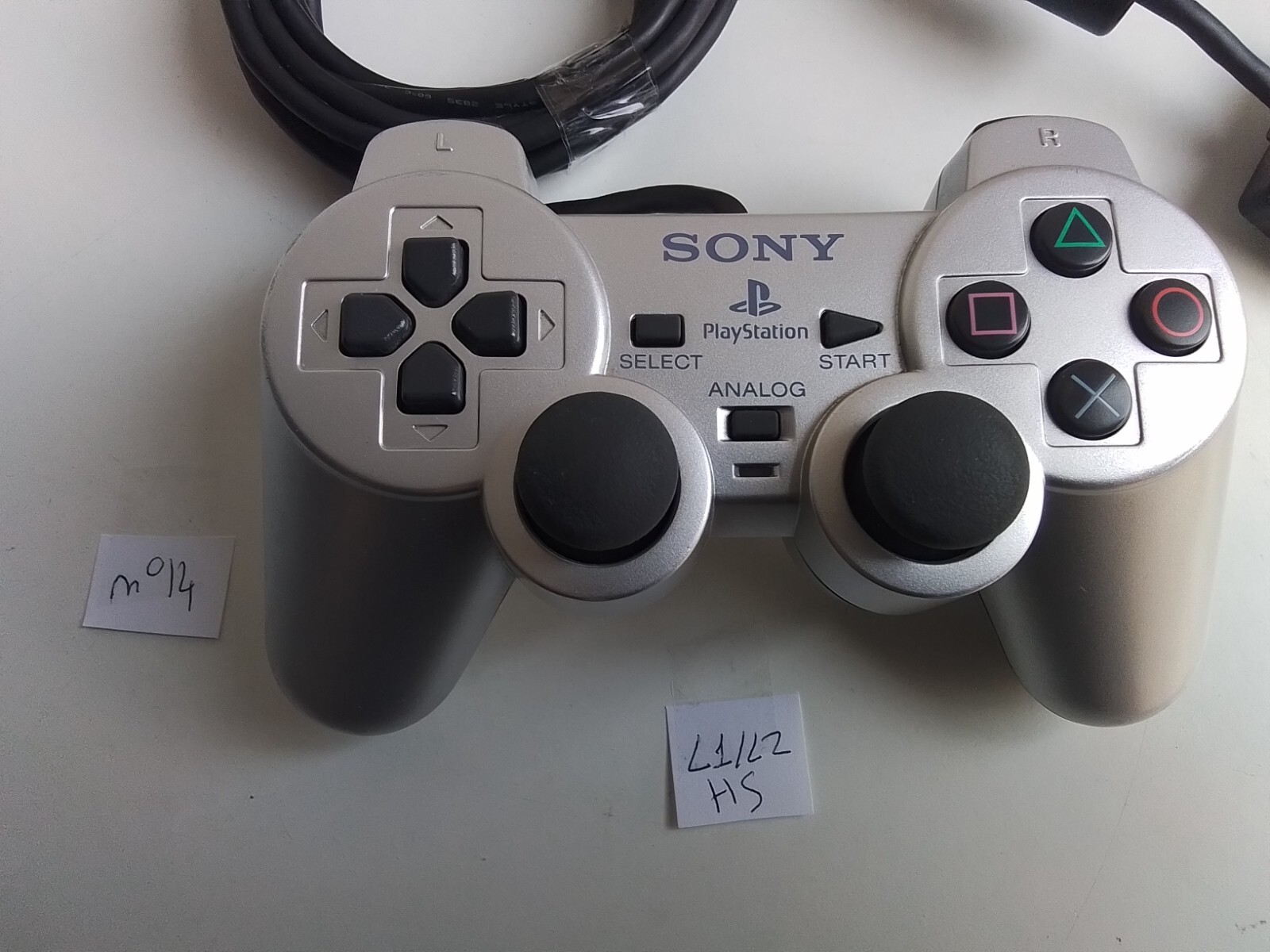 Manette Playstation 2 - Prix - Photo - Présentation du Joystick