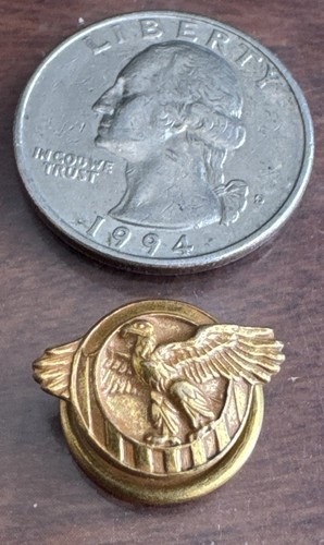 WW2 Honorable Discharge Buttonhole Lapel Pin Us Army Ruptured Duck ...