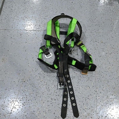 Miller E650 Confined Space Body Harness E650-58/UGN Universal Fall ...
