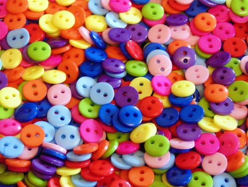 9mm, 11mm, 13mm, 15mm, 18mm, 20mm or 23mm Sewing Buttons ☆ Mixed, Xmas ...