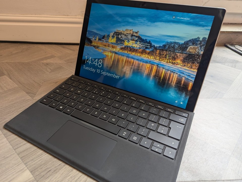 Microsoft Surface Pro Intel Core i5-7300U, 256GB SSD with Tough Case Windows 11 | eBay UK