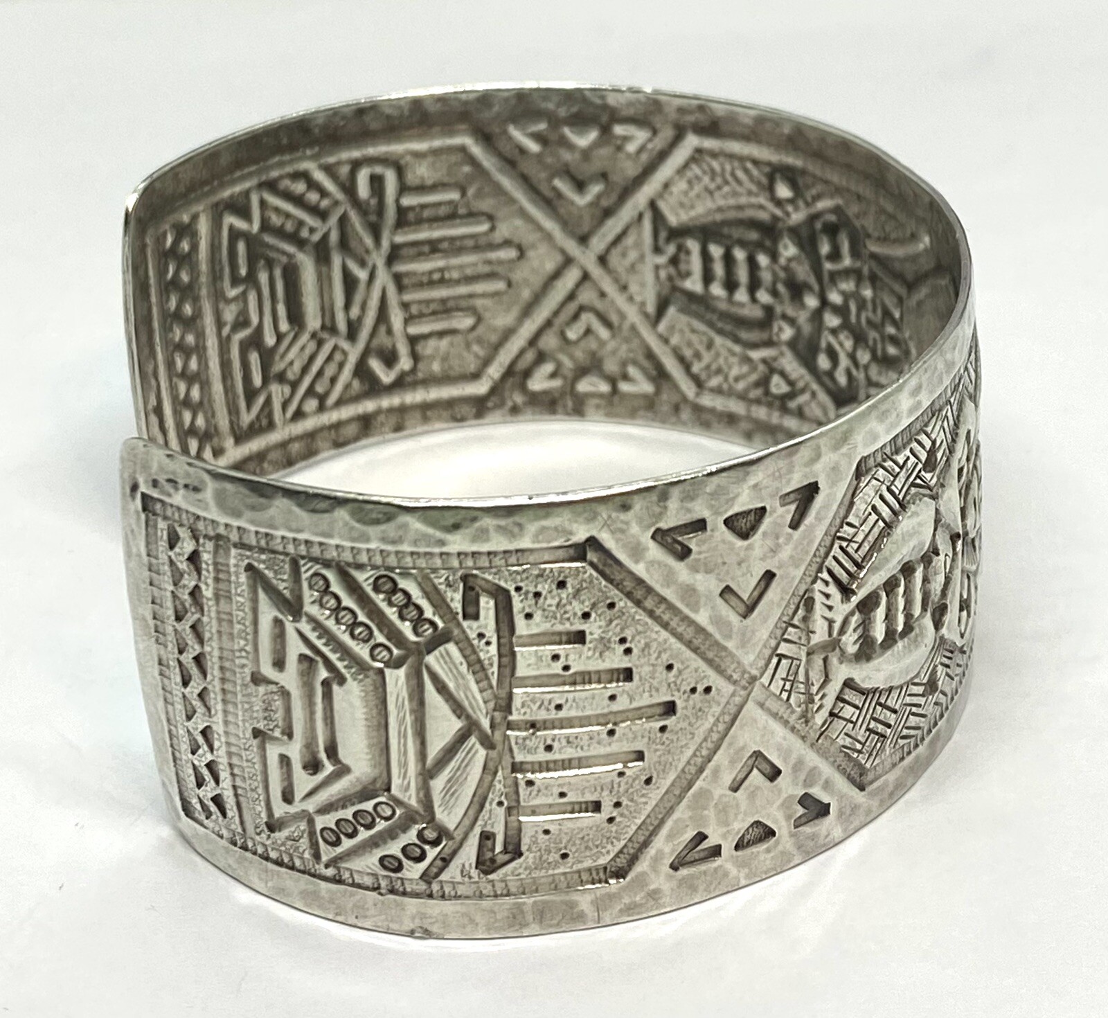 Vintage Art Deco TAN Colombia 900 Silver Egyptian Rev… - Gem
