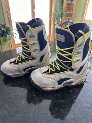 Vintage Peter Line 32 Snowboard Boots Men’s Size 9. They Need Repair ...