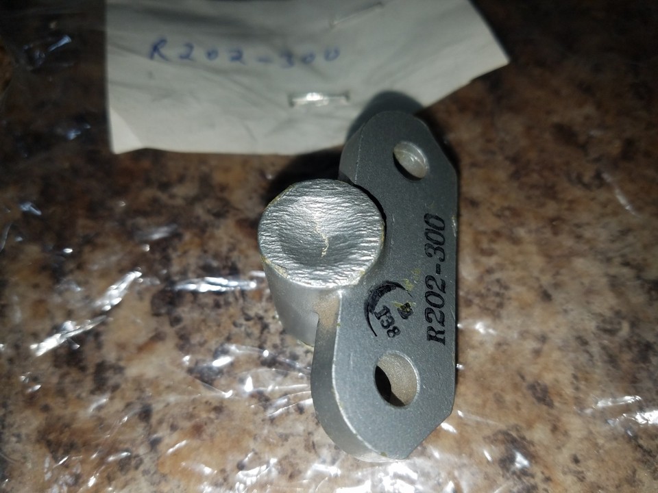 NOS Beechcraft Bonanza Electric Prop Pitch Control Rod Bearing Assy PN ...