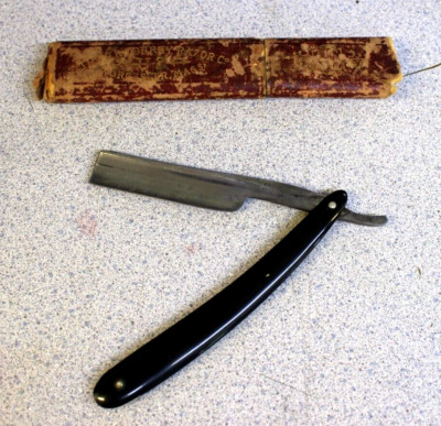 Vintage The J. R. Torrey Razor Co. Straight Razor With Original Box | eBay