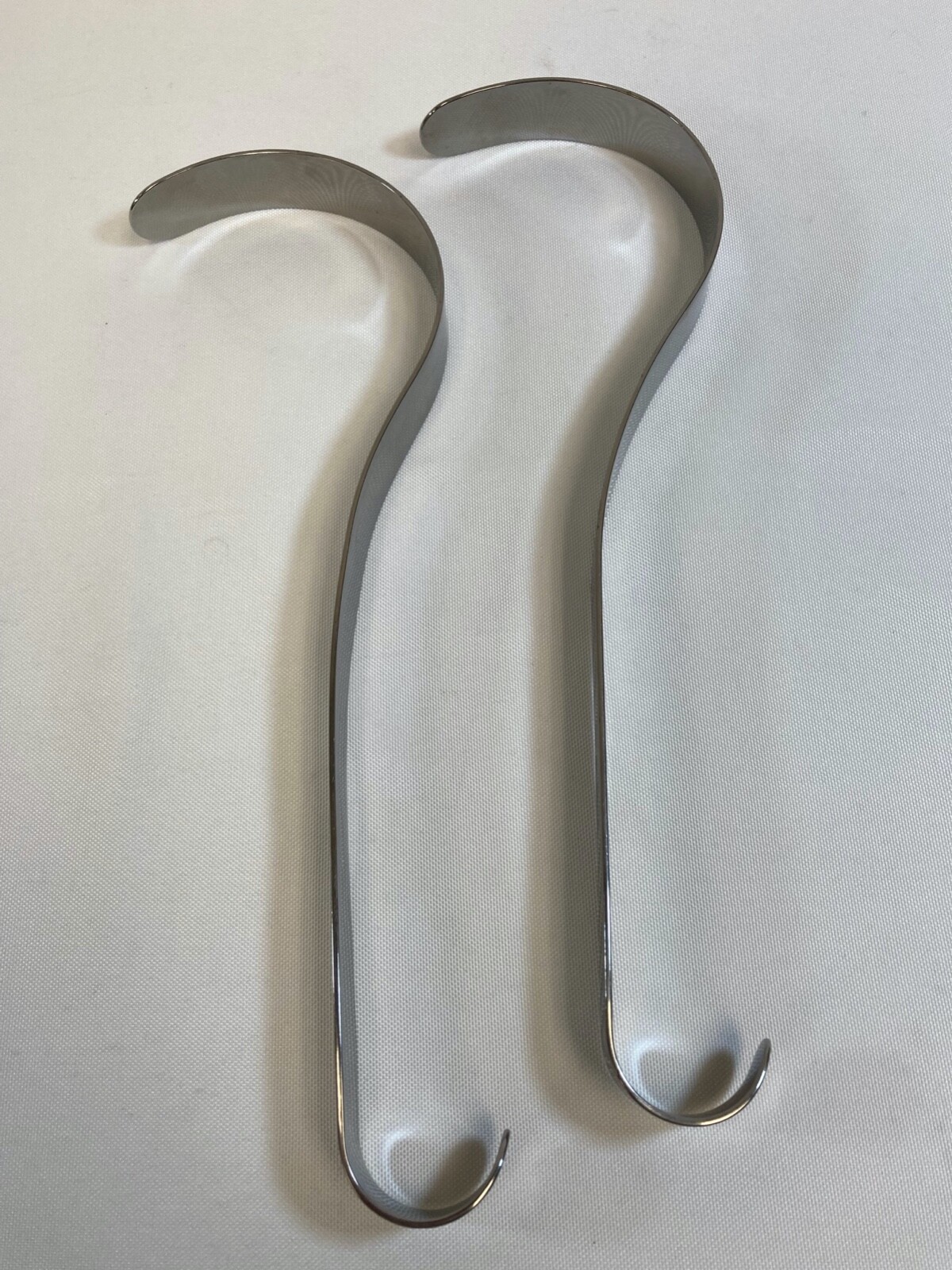 Pair of Codman 50-4303 Deaver Retractors 1" x 13" Orthopedic General ...