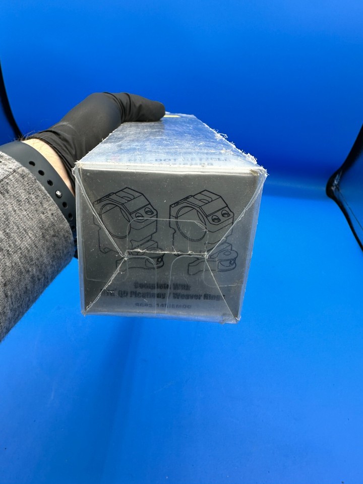 New old stock UTG ACCUSHOT 1-4.5X28 30mm CQB Scope mil dot scp3 ...