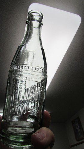 ORIGINAL VINTAGE 1924 EMBOSSED TRIANGULAR DELAWARE PUNCH 6 OZ. BOTTLE ...