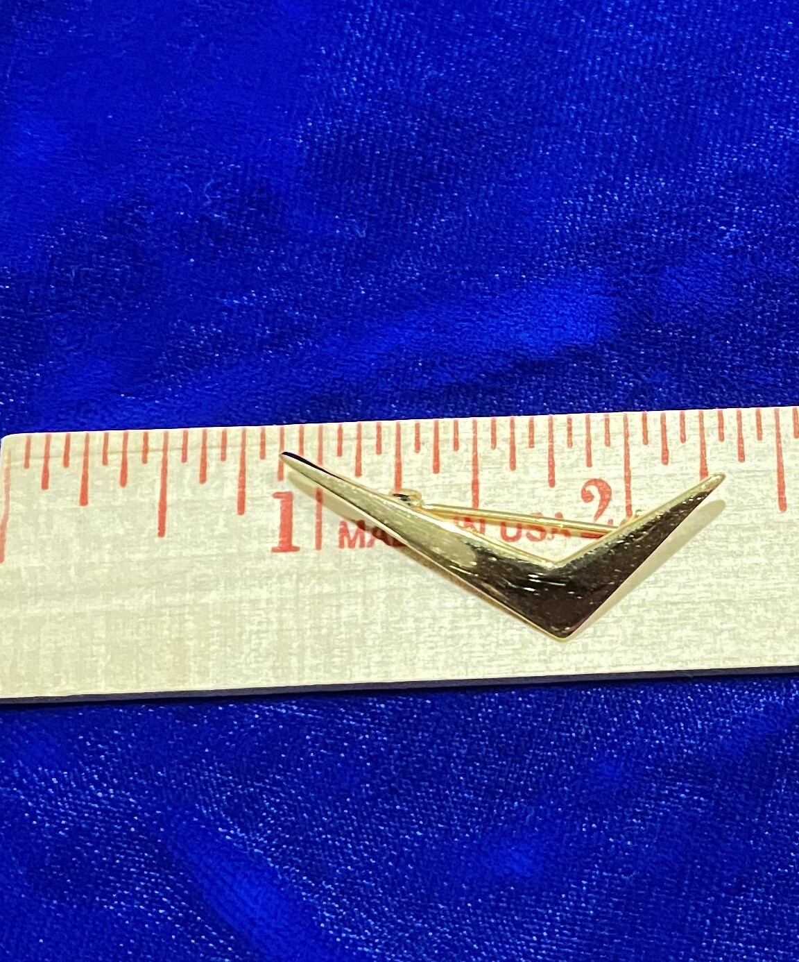 Vintage Monet Atomic Art Deco Style Gold Tone V-Shape… - Gem