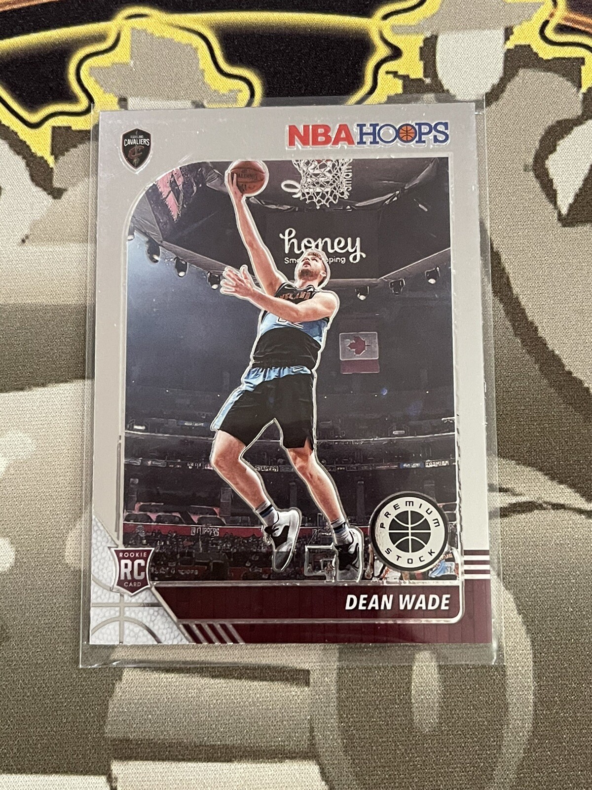 2019-20 Panini NBA Hoops Premium Stock - #256 Dean Wade (RC) for sale ...