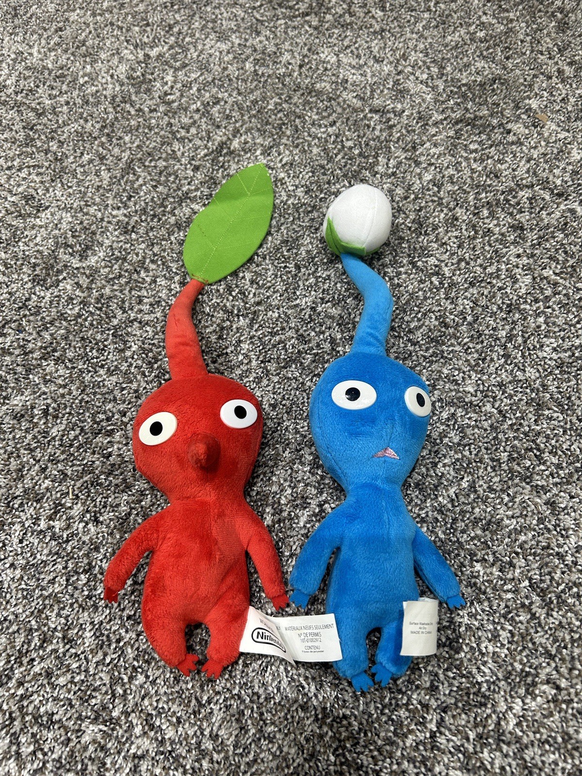 World of Nintendo Jakks Pacific Red and Blue Pikmin plush toys. | eBay