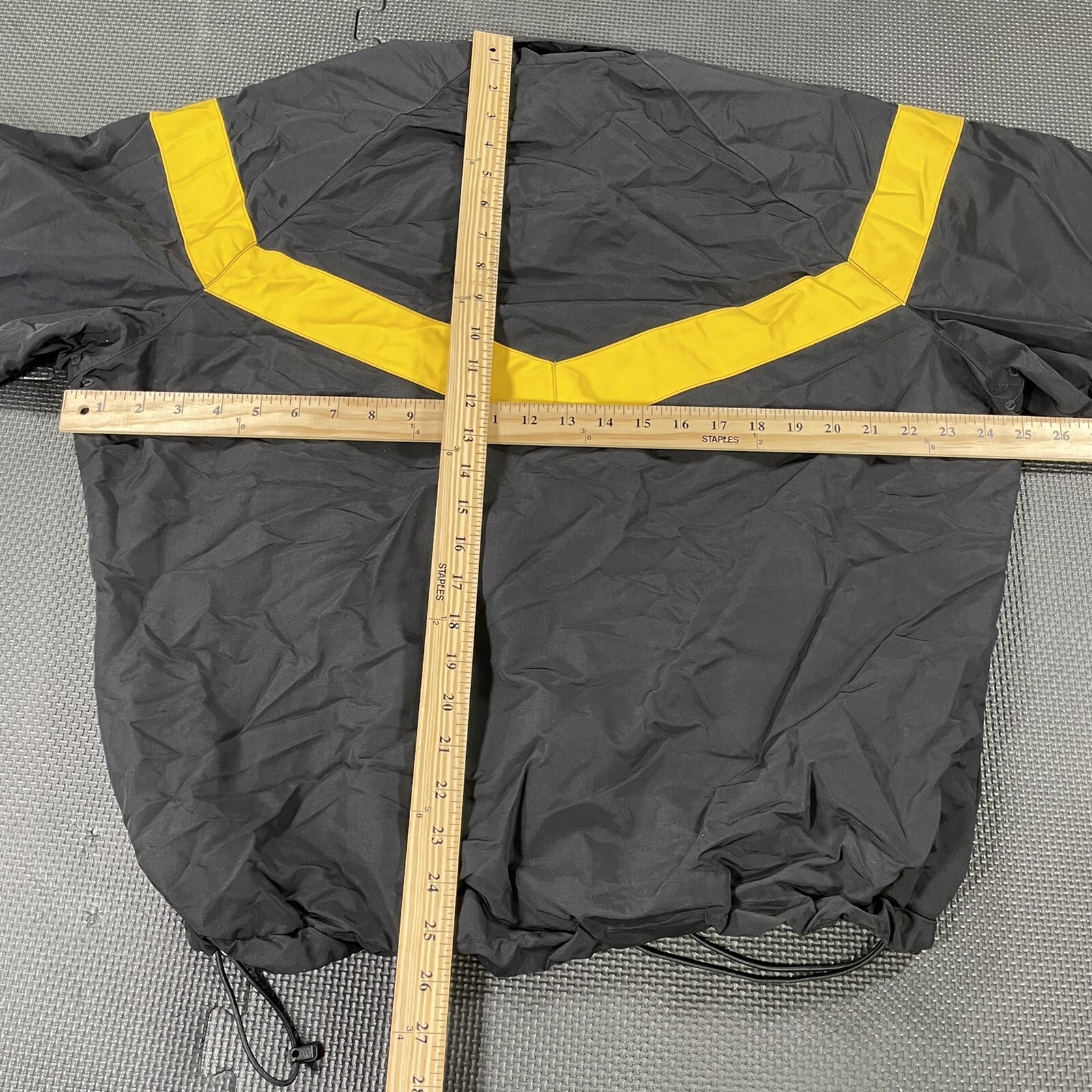 US ARMY Physical Fitness Jacket Medium Short Black Li… - Gem