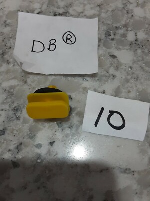 Retainer OEM GM Part Number 11612122, Bag of 10, fits Cadillac CTS and ...