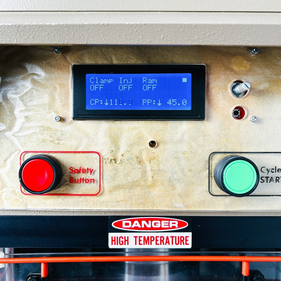 20 Ton, 4 Oz Shot Morgan Press G-100T Injection Molding Machine Great ...