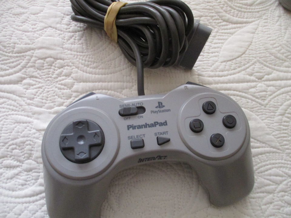 Lot of 7 PS1 Wired Controllers (Third Party) - Performance, Barbie ...