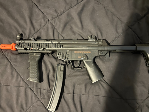 MP5 Airsoft with rails and foregrip | eBay