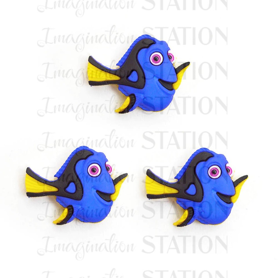 DISNEY BUTTONS & FLATBACKS, CHOOSE YOUR FAVORITE CHARACTERS HAND ...