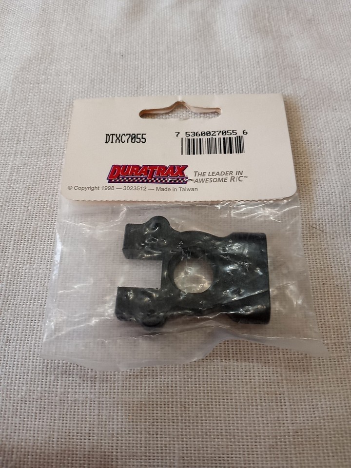 Duratrax Axis Nitro Thunder Quake Center Diff Mount Rear DTXC7055 B9 | eBay