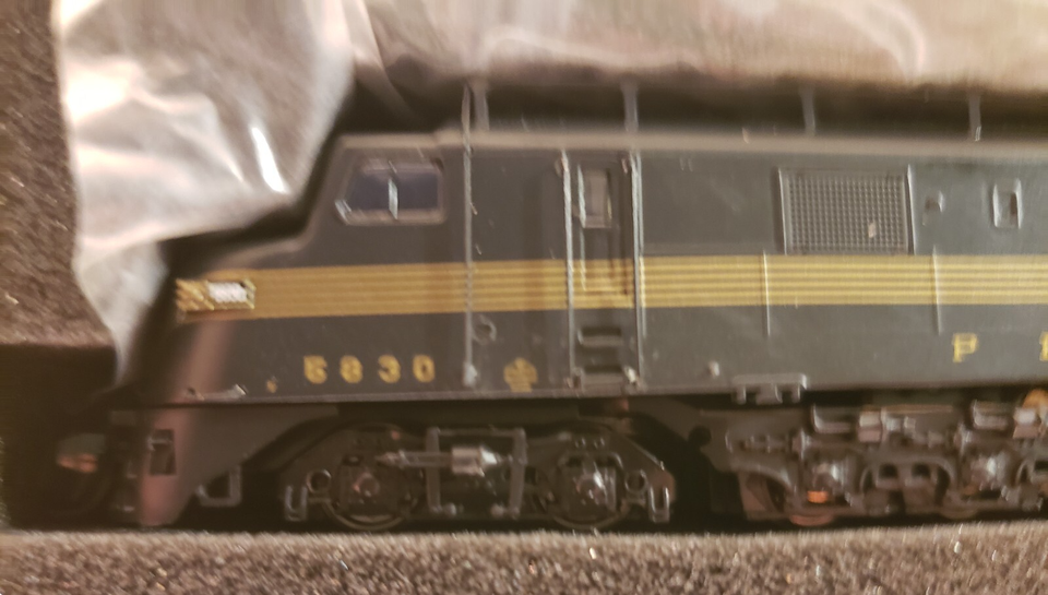 Broadway Baldwin Centipede Pennsylvania #5830A1/5830A2 (N scale ...