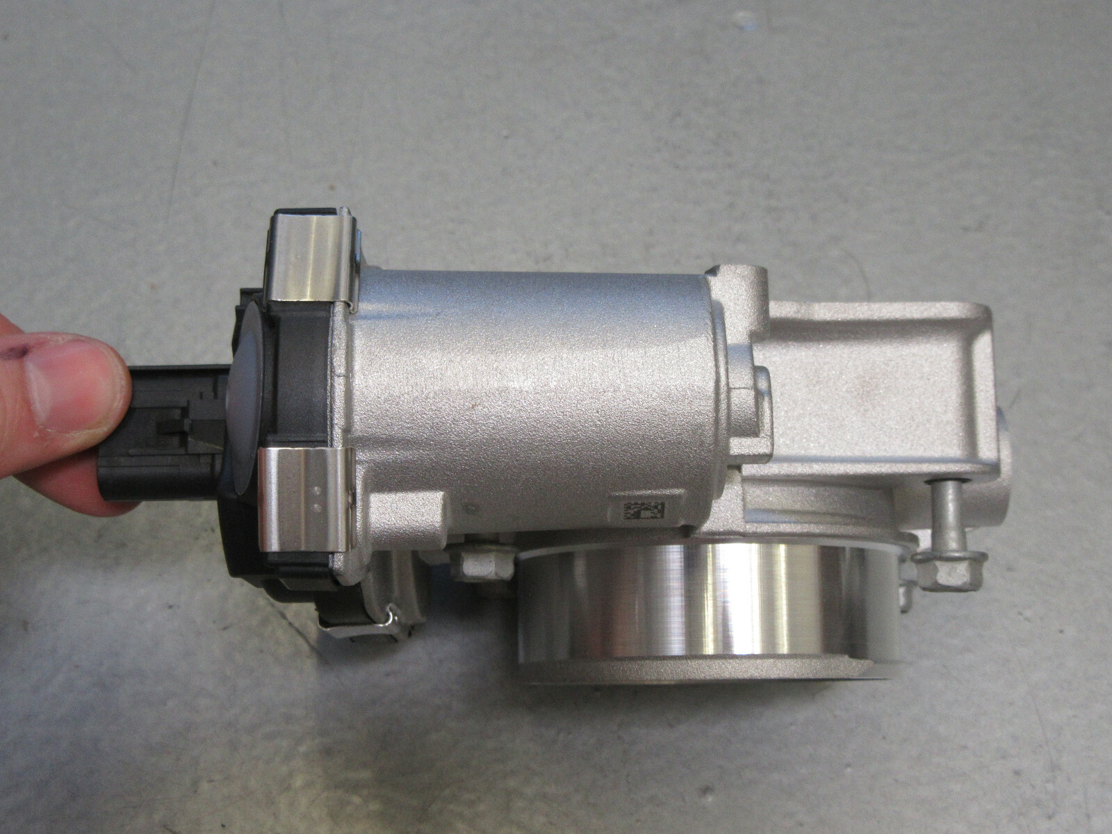 ACDelco 12670834 Drive By Wire Throttle Body GM Genuine Parts for 2012 ...