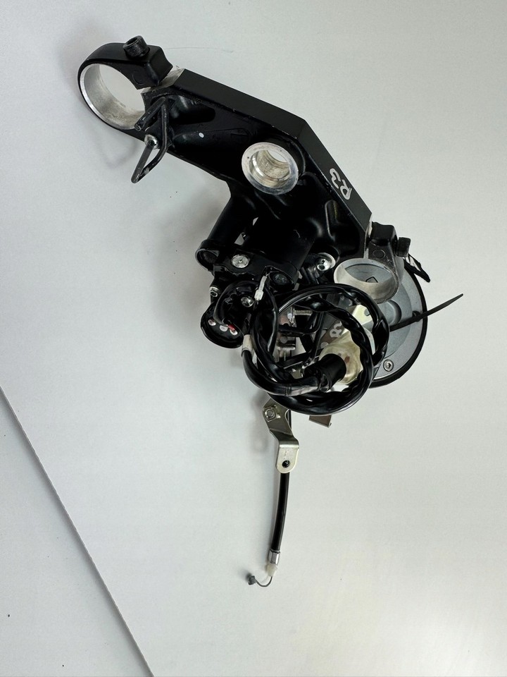 R3 Shelf Top Ignition Lock Fuel Cap Key 1 Piece | eBay