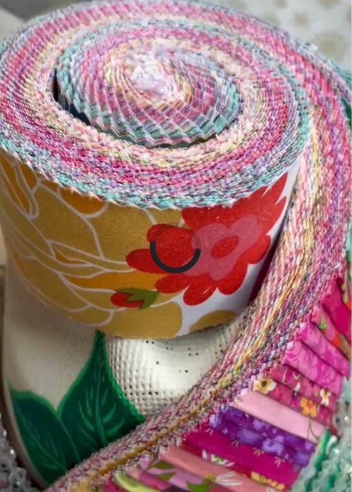 Calico Cowgirls by Poppie Cotton. Lori Woods - 40, 2.5" x 42" Fabric ...