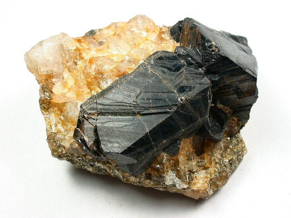 MINERALS : CASSITERITE XTLS TO 3.4 CMS ON QUARTZ, YAOGANGXIAN MI, CHINA ...