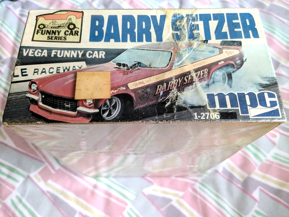 **FACTORY-SEALED ORIGINAL VINTAGE MPC BARRY SETZER LONG-NOSED VEGA ...