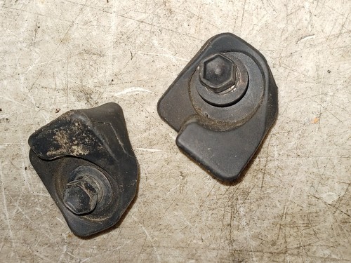 (2pc) 98-05 Lexus GS300 Trunk Deck Lid Rubber / Plastic Bumpers ...