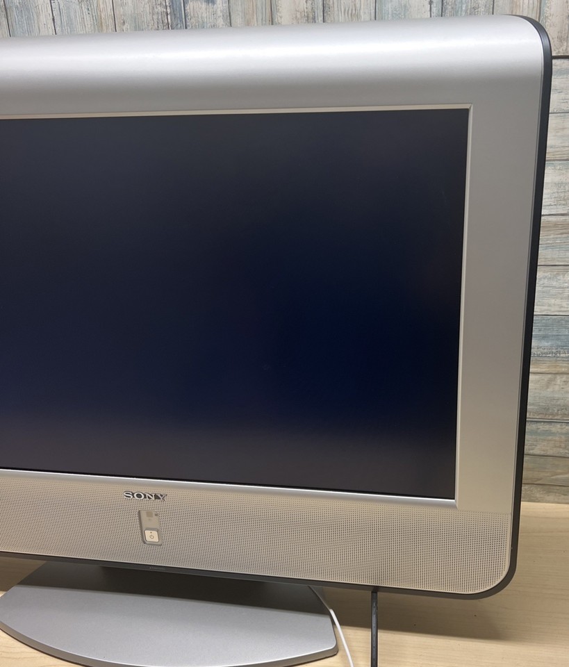 Sony Wega 32" LCD Retro Gaming Flat Panel Widescreen TV KLV-32M1 w ...