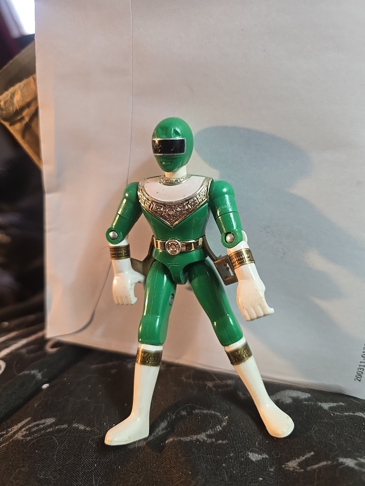 Hatchet Action Green Zeo Ranger IV Near Complete Figure Power Rangers ...