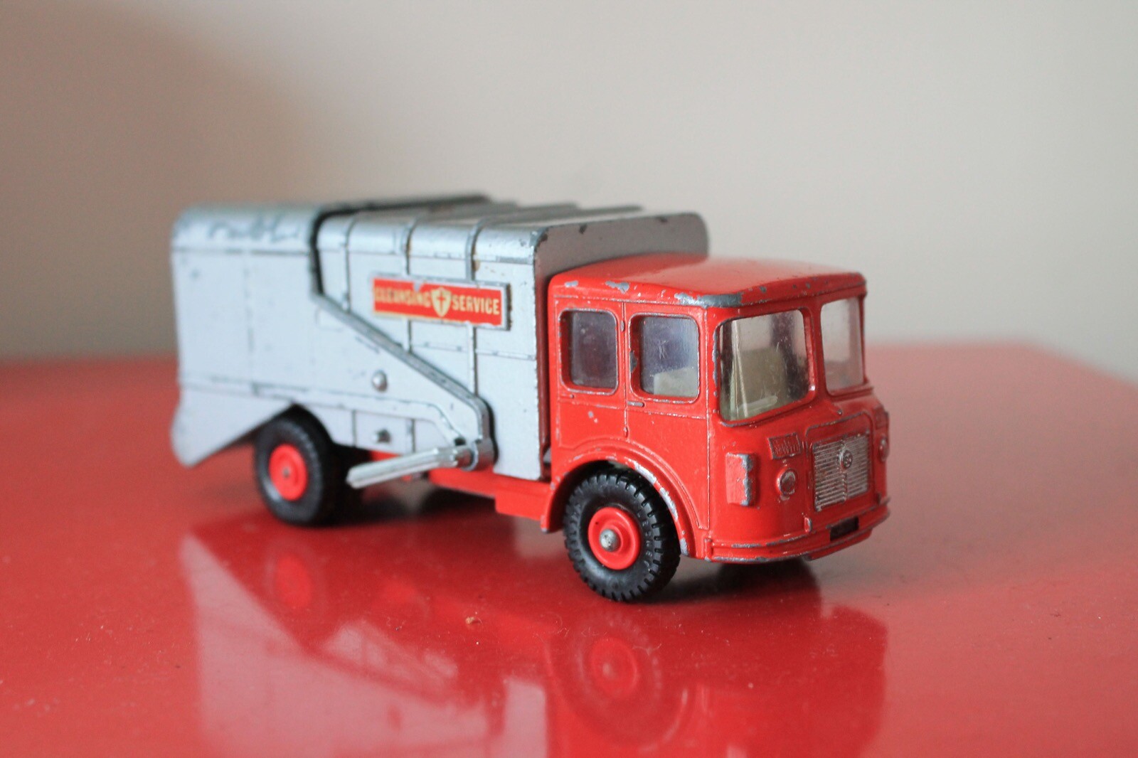 Matchbox 4.5” K-7 REFUSE TRUCK King Size Red & Silver Lorry Diecast Toy ...