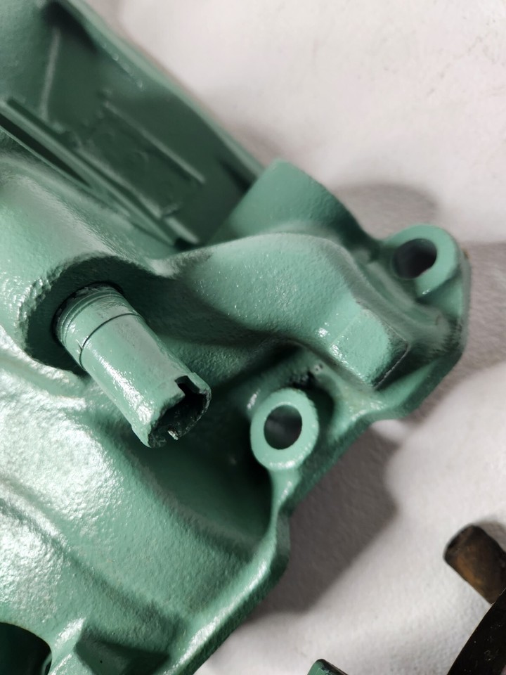 1966 1970 Jeep CJ Dauntless Buick 225 V6 90 Degree Intake Manifold ...