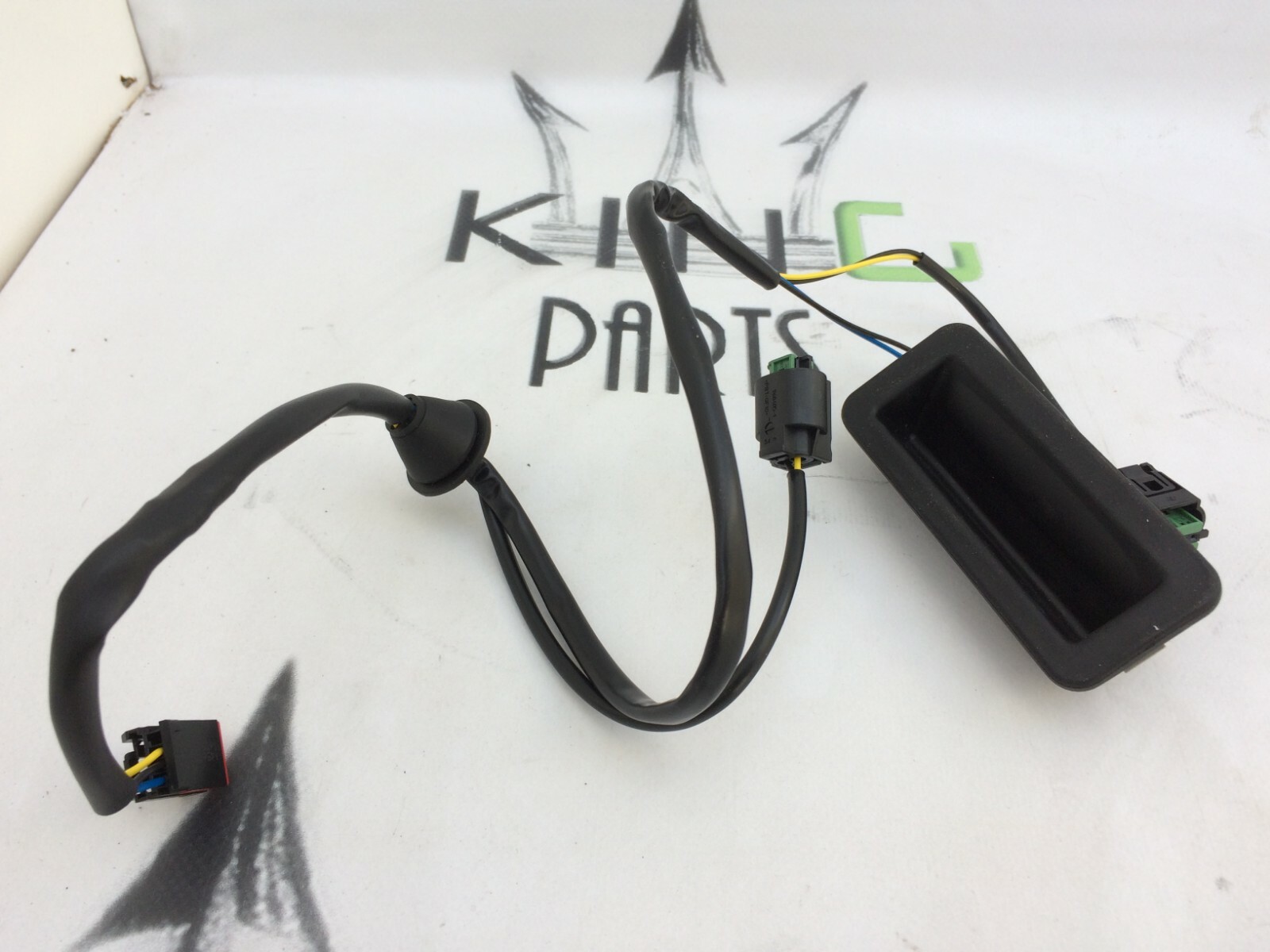 RANGE ROVER SPORT L320 2010-13 BOOTLID HANDLE RELEASE SWITCH TAILGATE ...